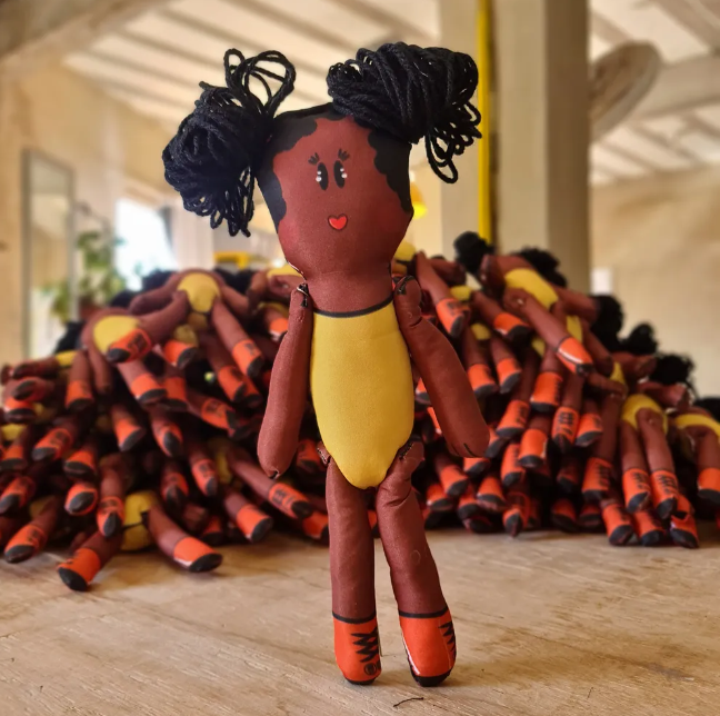 Por falta de recursos, a primeira loja de bonecas negras do Brasil ...